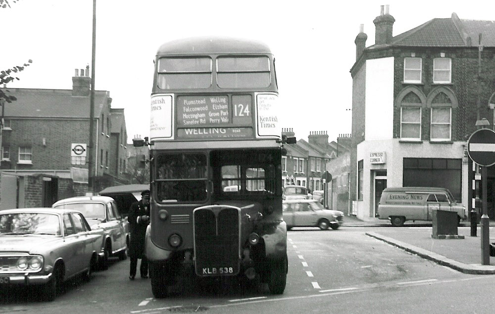 London Bus Route 124 London Bus Route 124