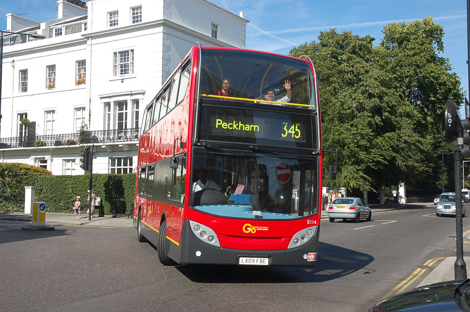 London Bus Route 345 London Bus Route 345