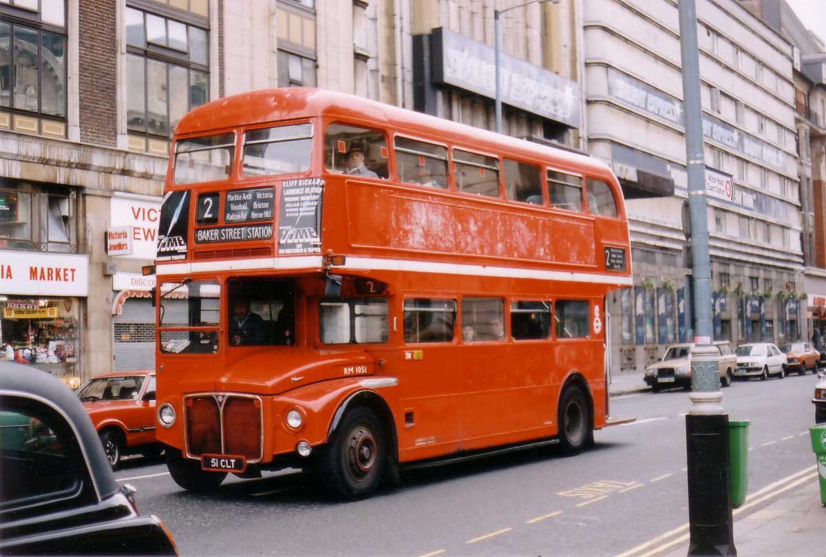 London Bus Route 2