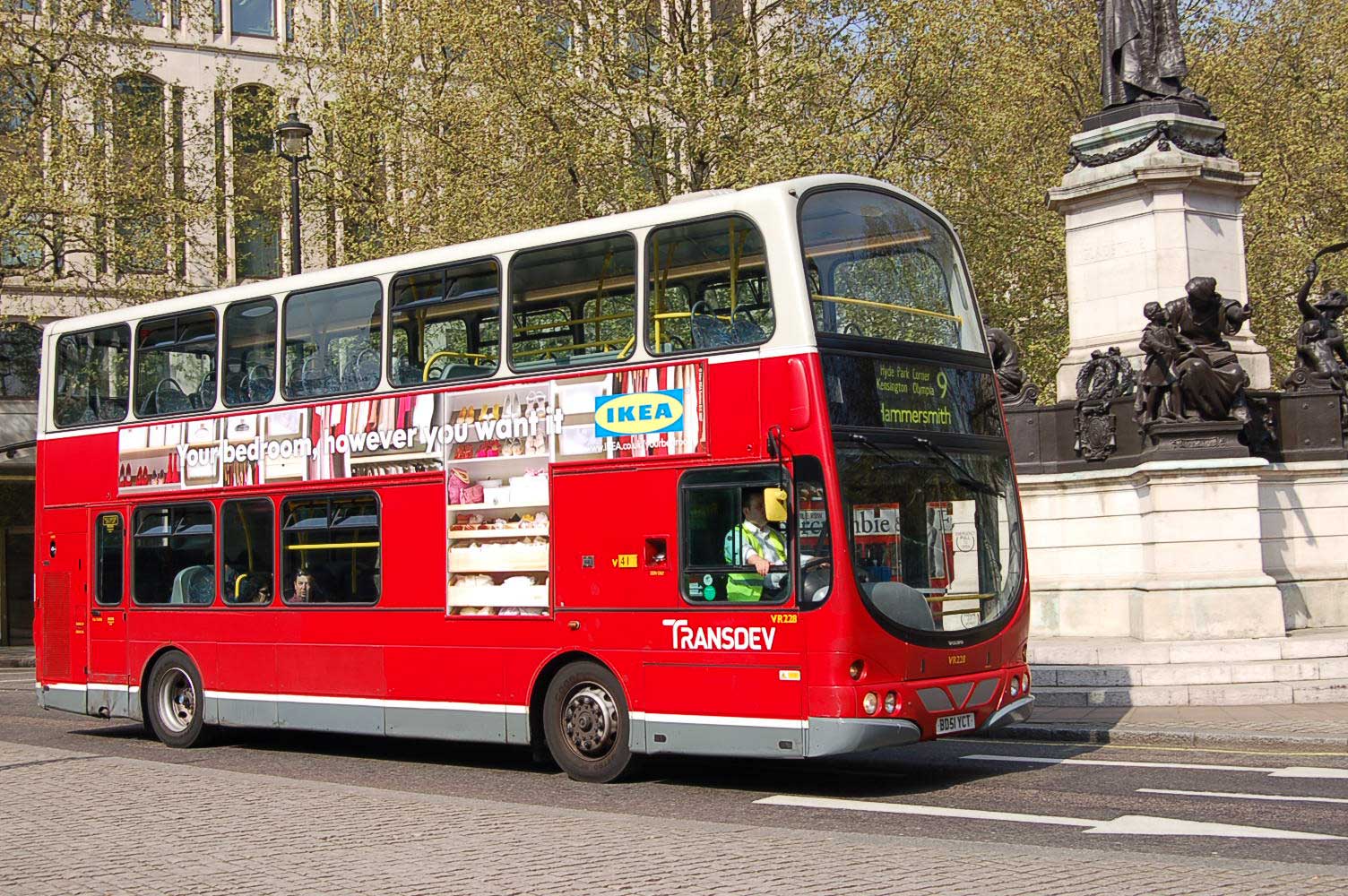 London Bus Route 9