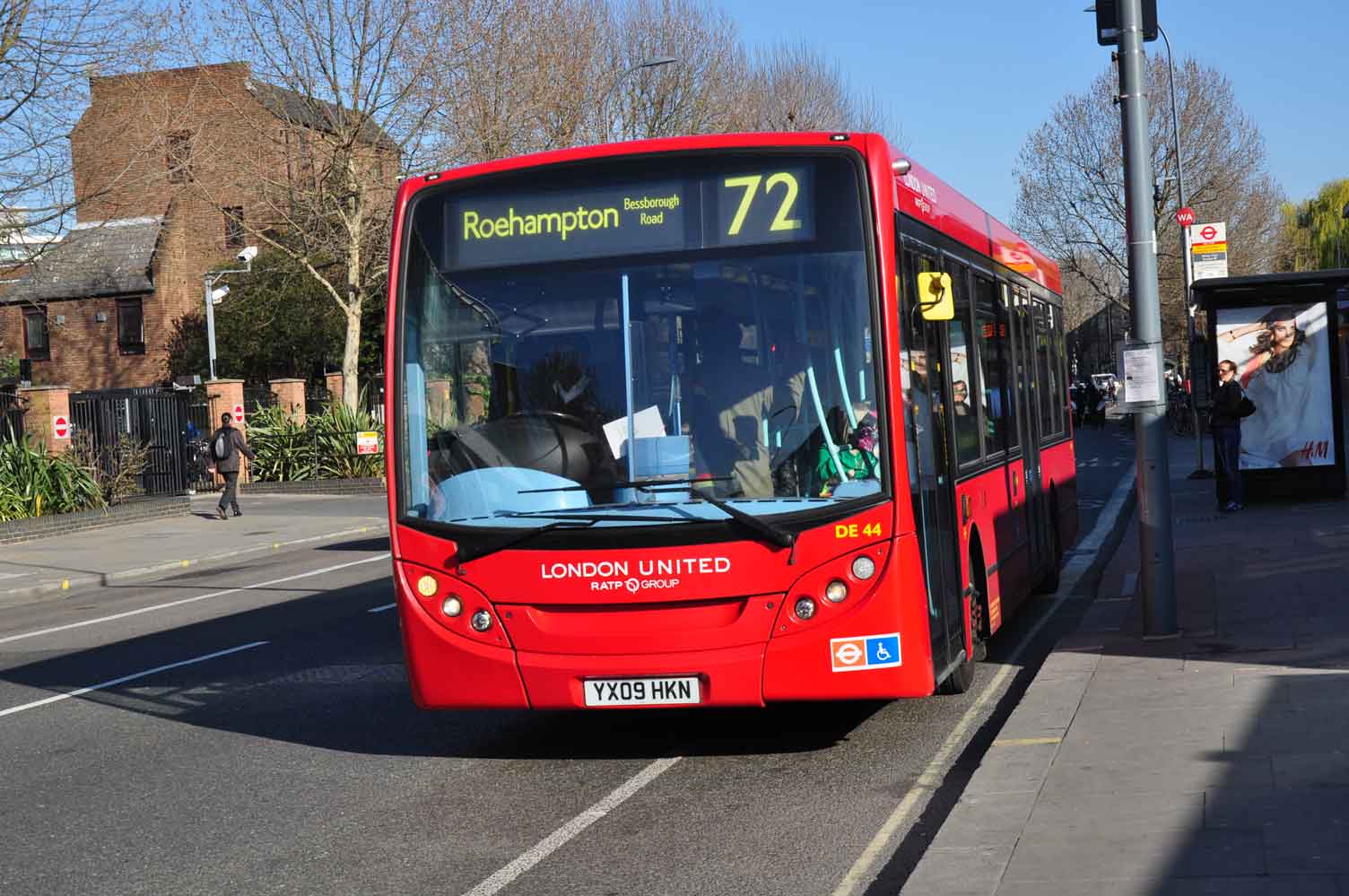 London Bus Route 72