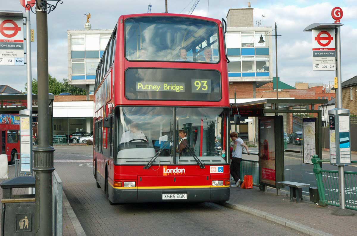 London Bus Route 93