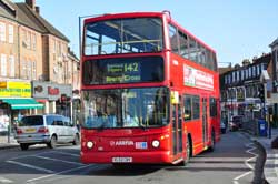 London Bus Route 142