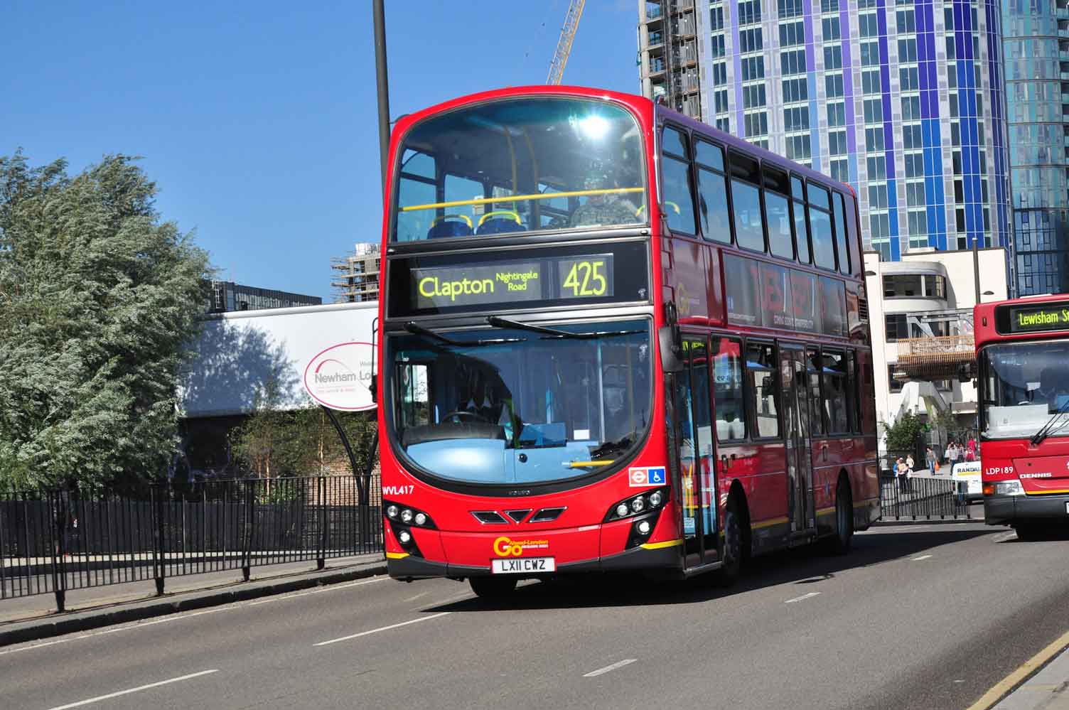 London Bus Route 425