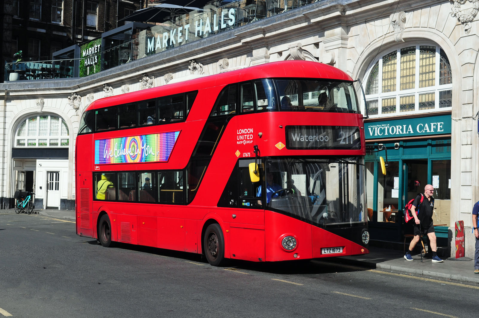 London Bus Route 211