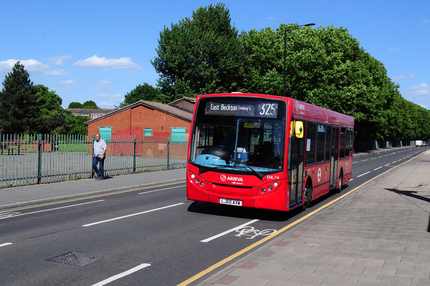 London Bus Route 325