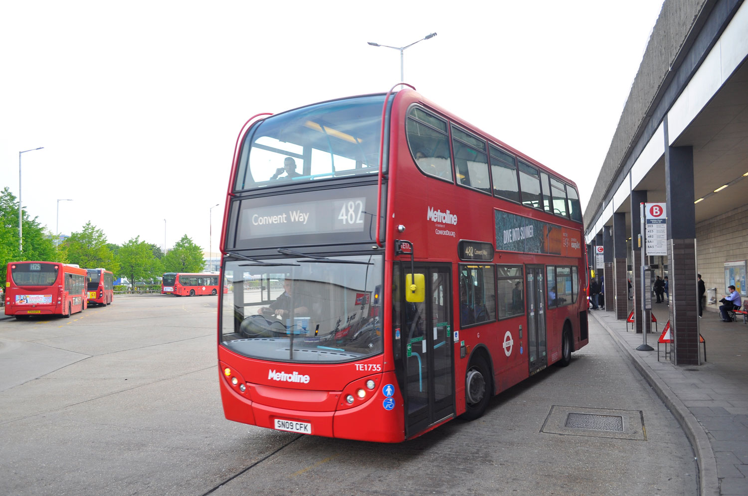 London Bus Route 482