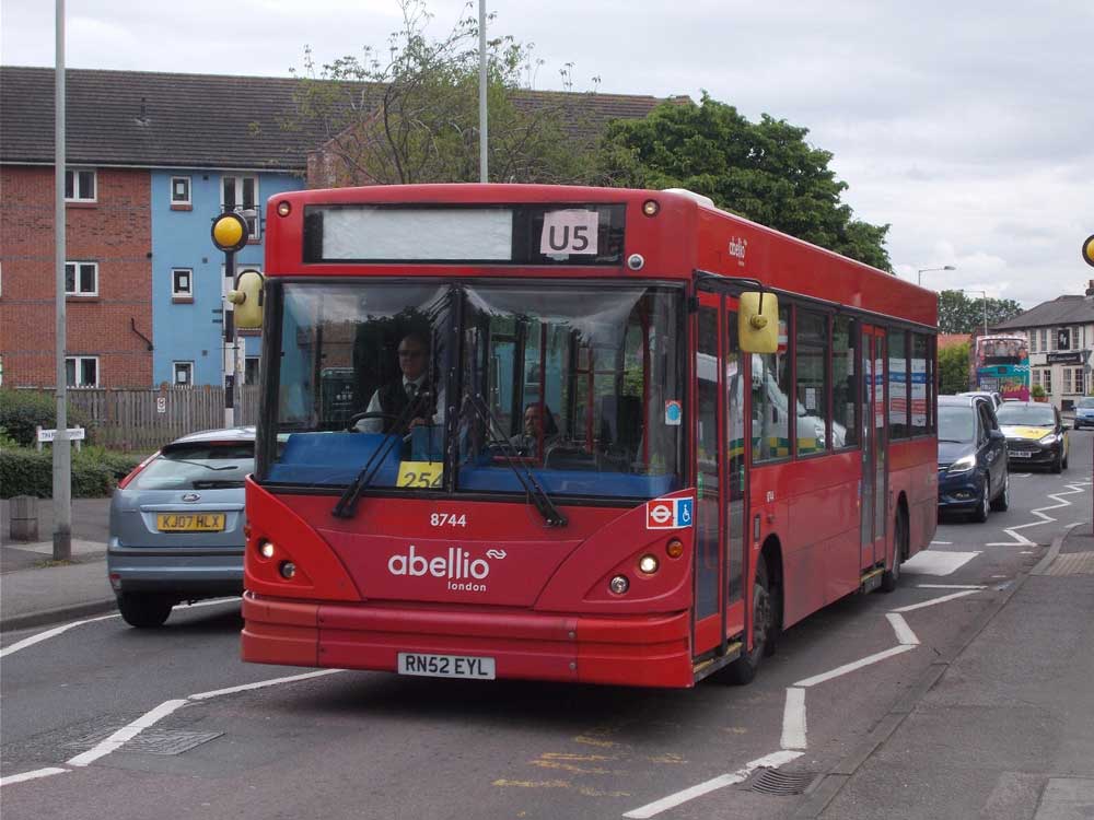 London Bus Route U5