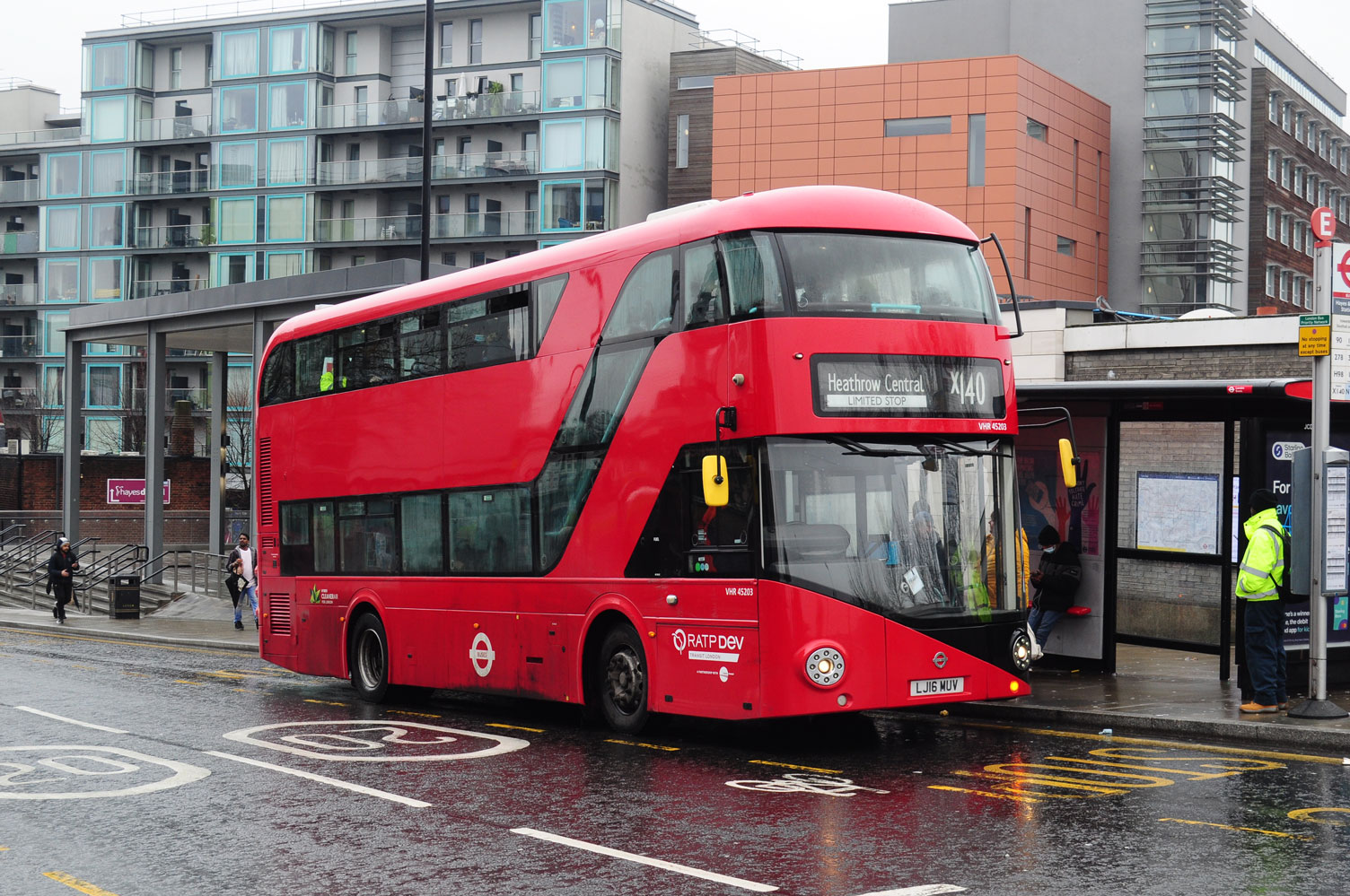 London Bus Route X140