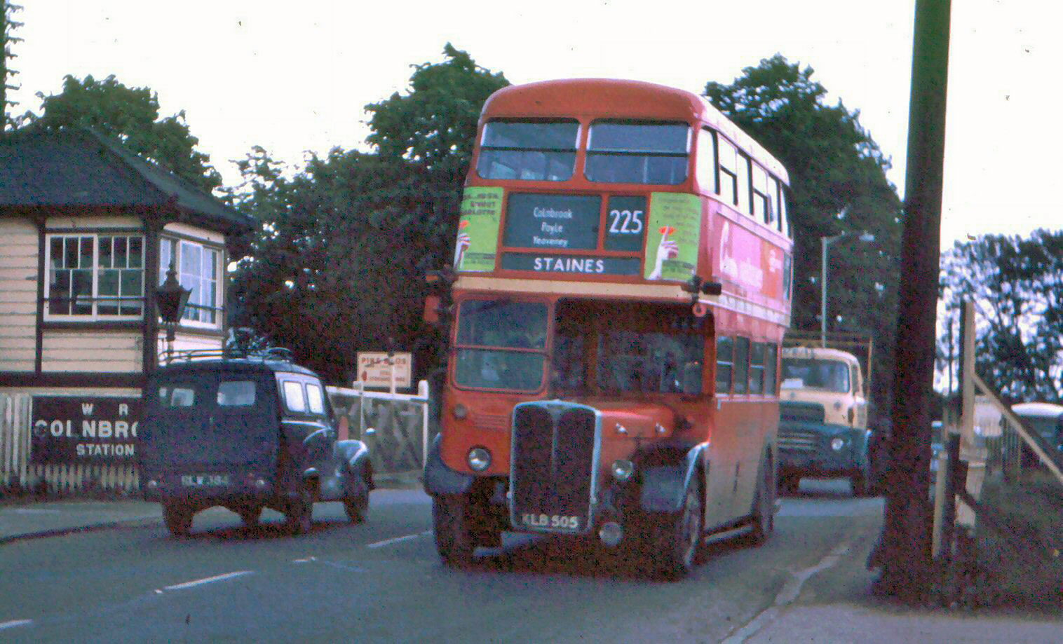 London Bus Route 225