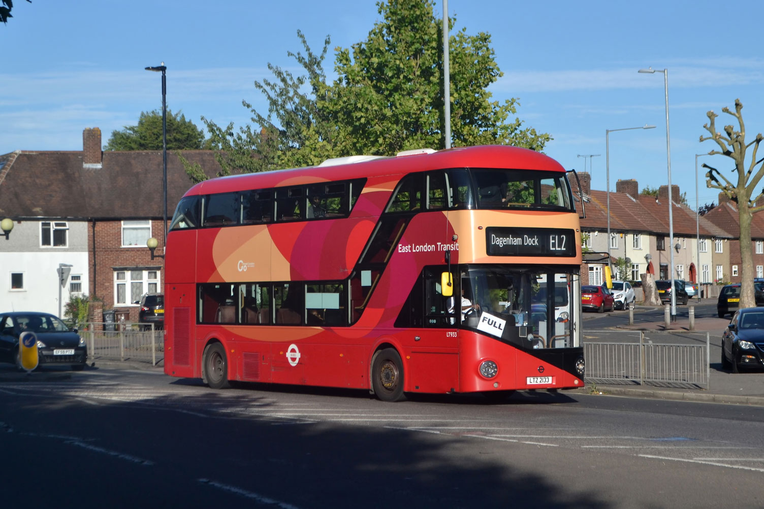 London Bus Route EL2