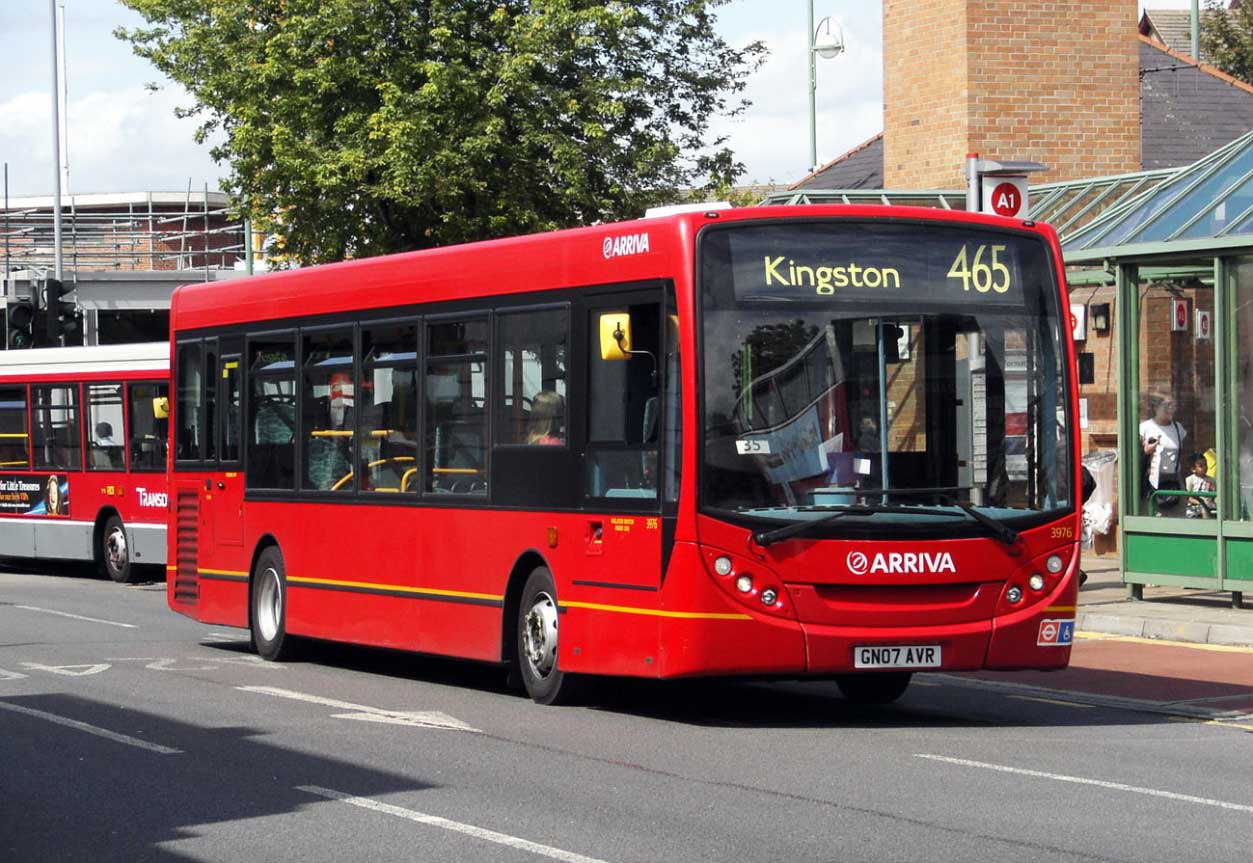London Bus Route 465