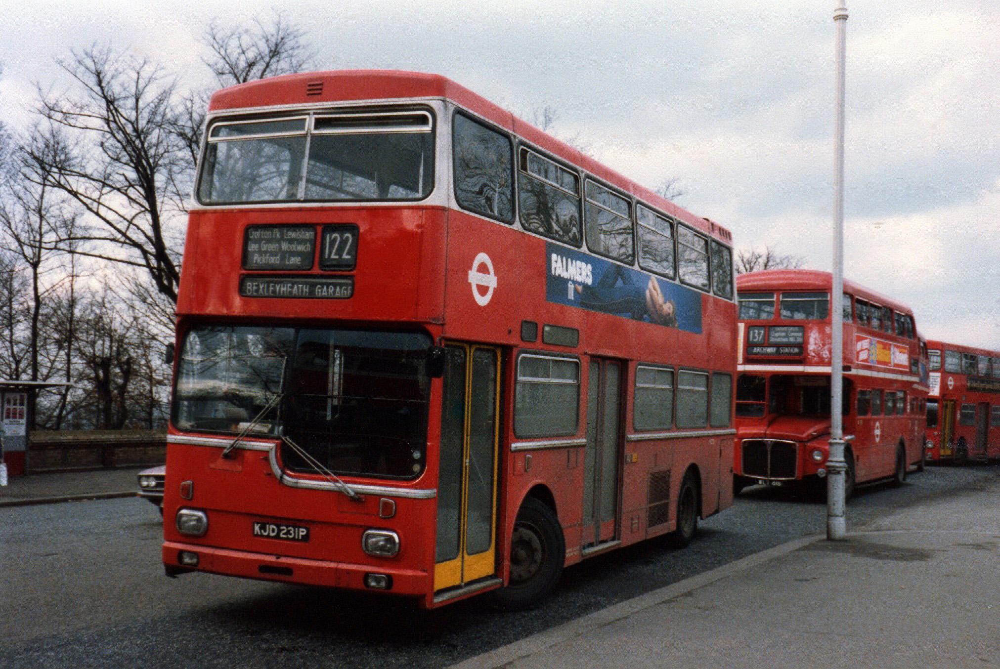 London Bus Route 122