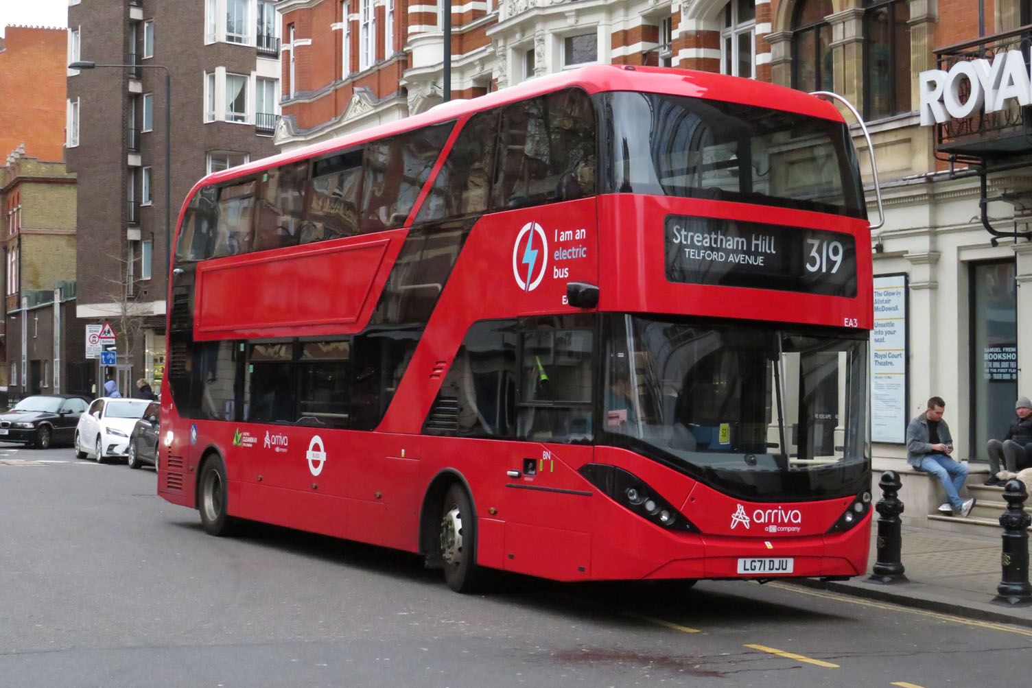 London Bus Route 319