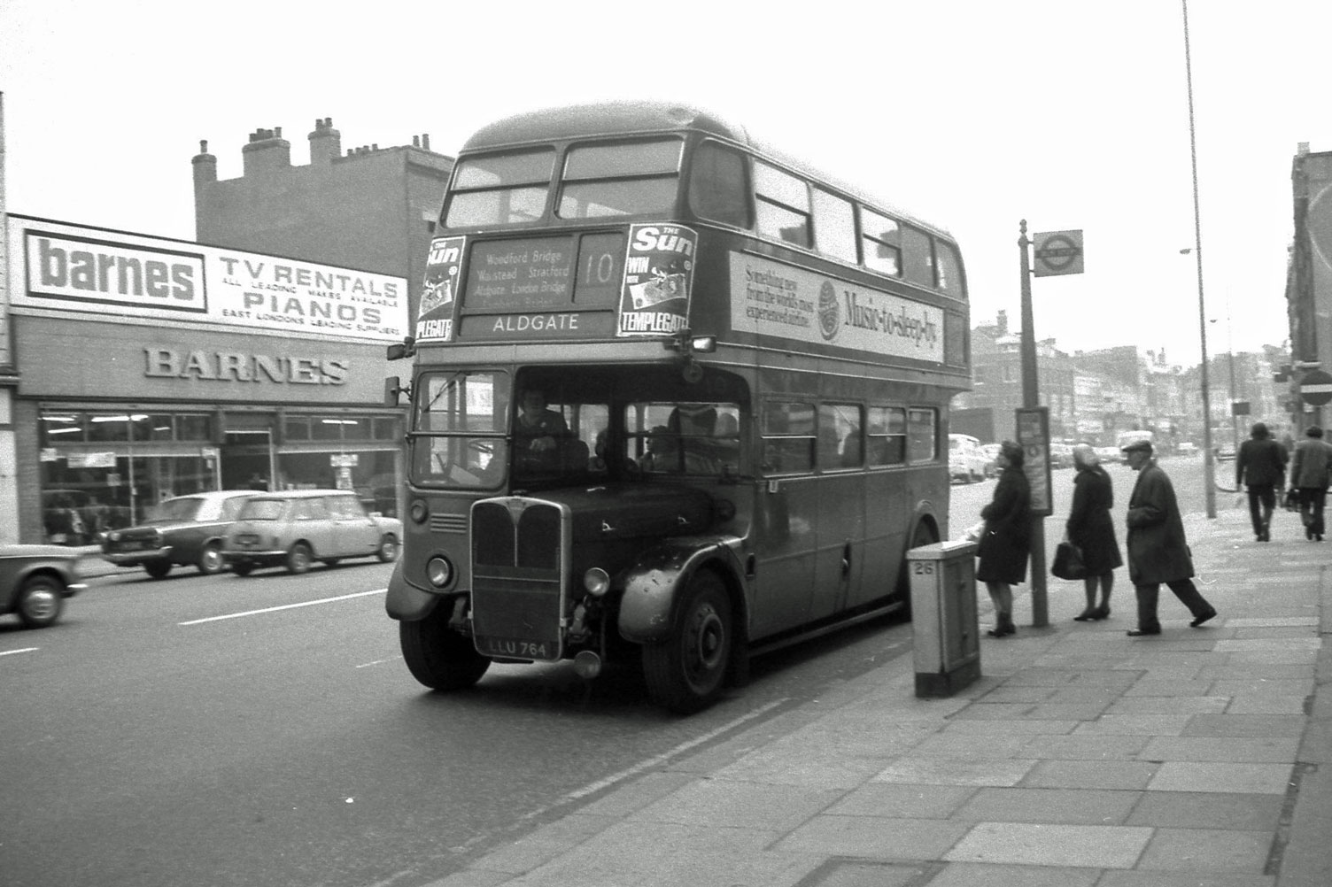 London Bus Route 10