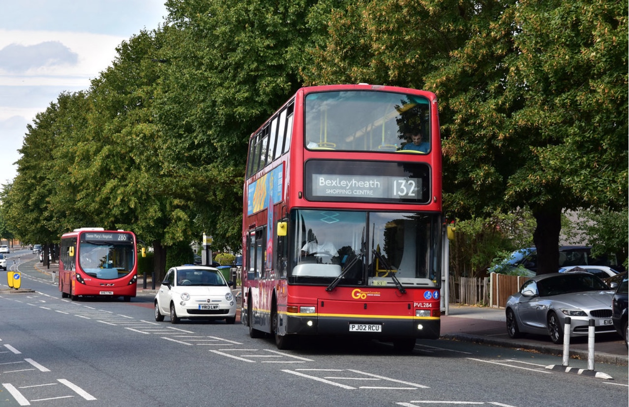 London Bus Route 132