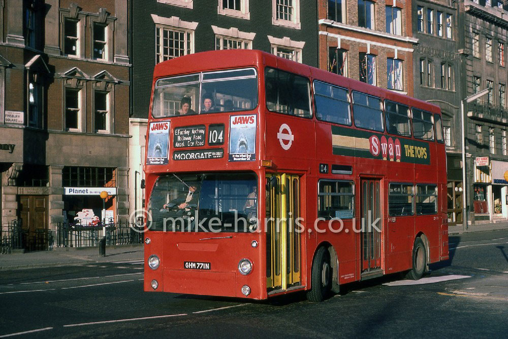 London Bus Route 104
