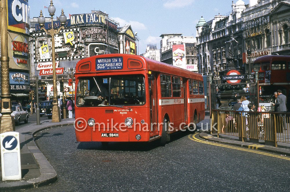 London Bus Route 505