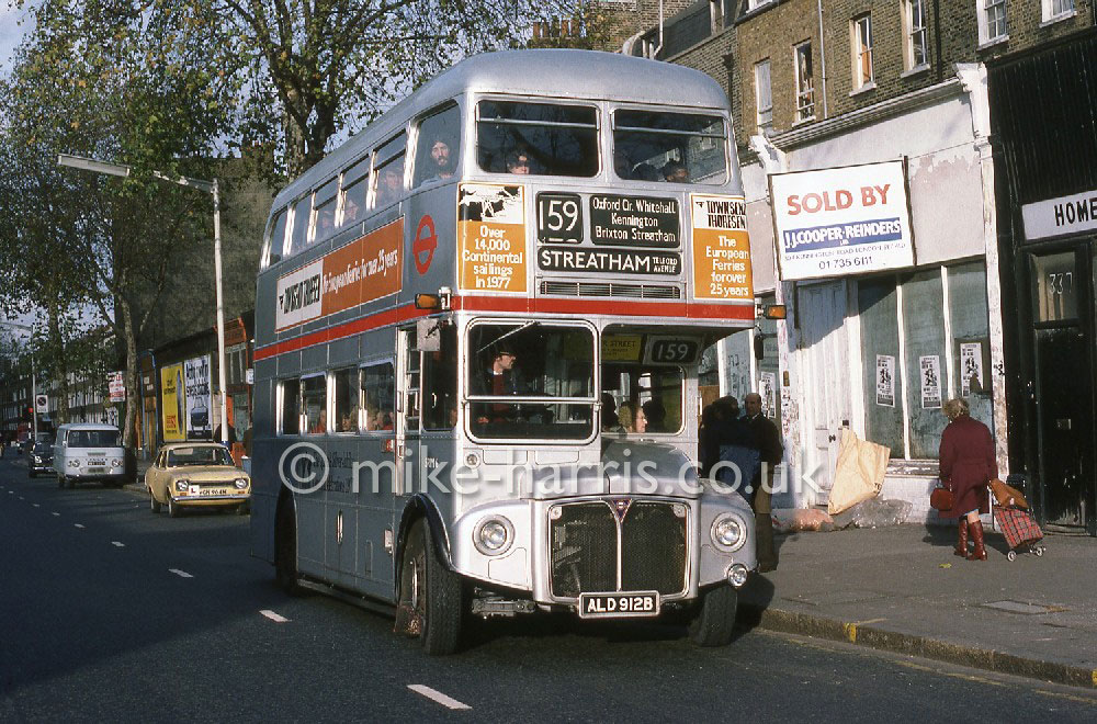 London Bus Route 159