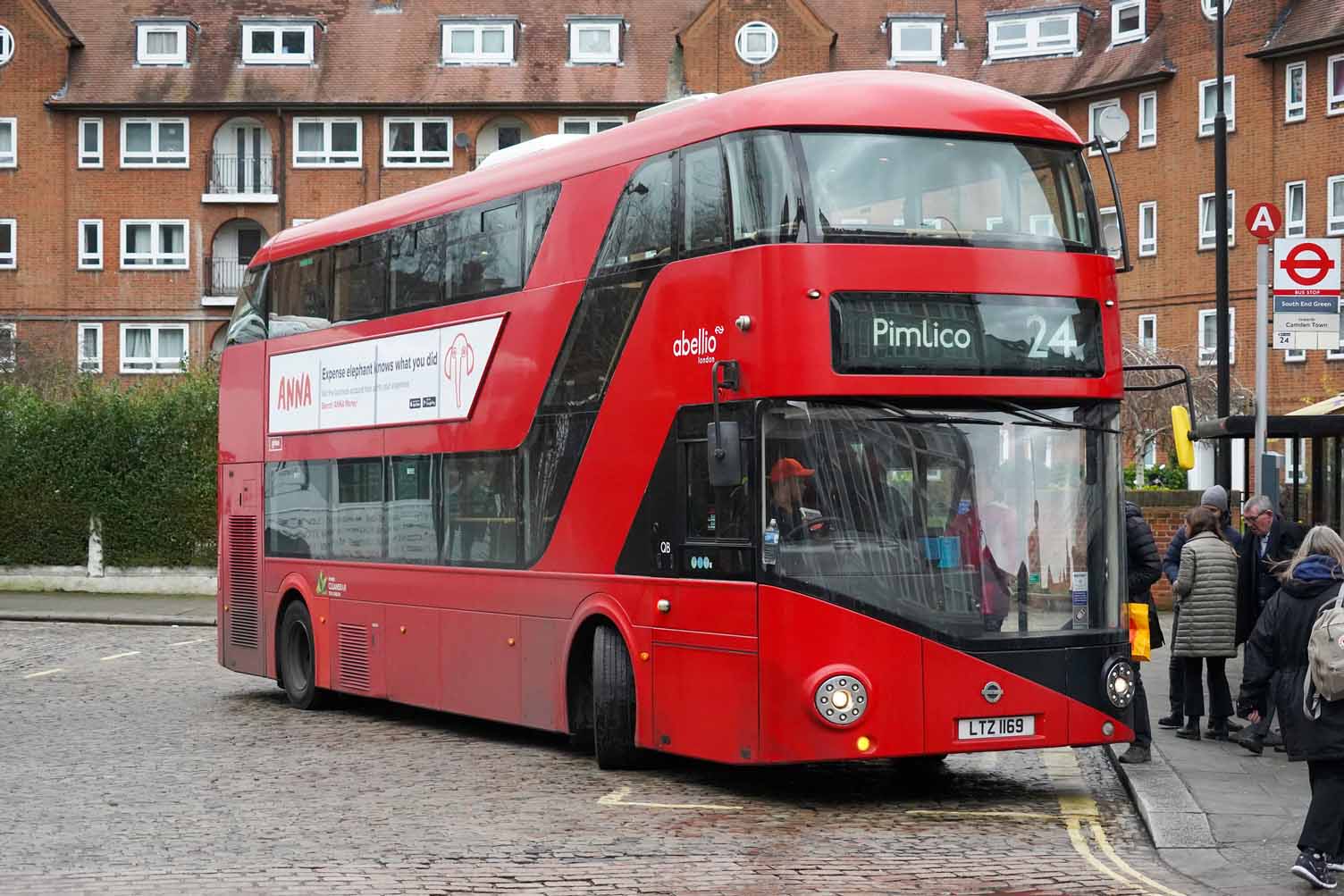 London Bus Route 24