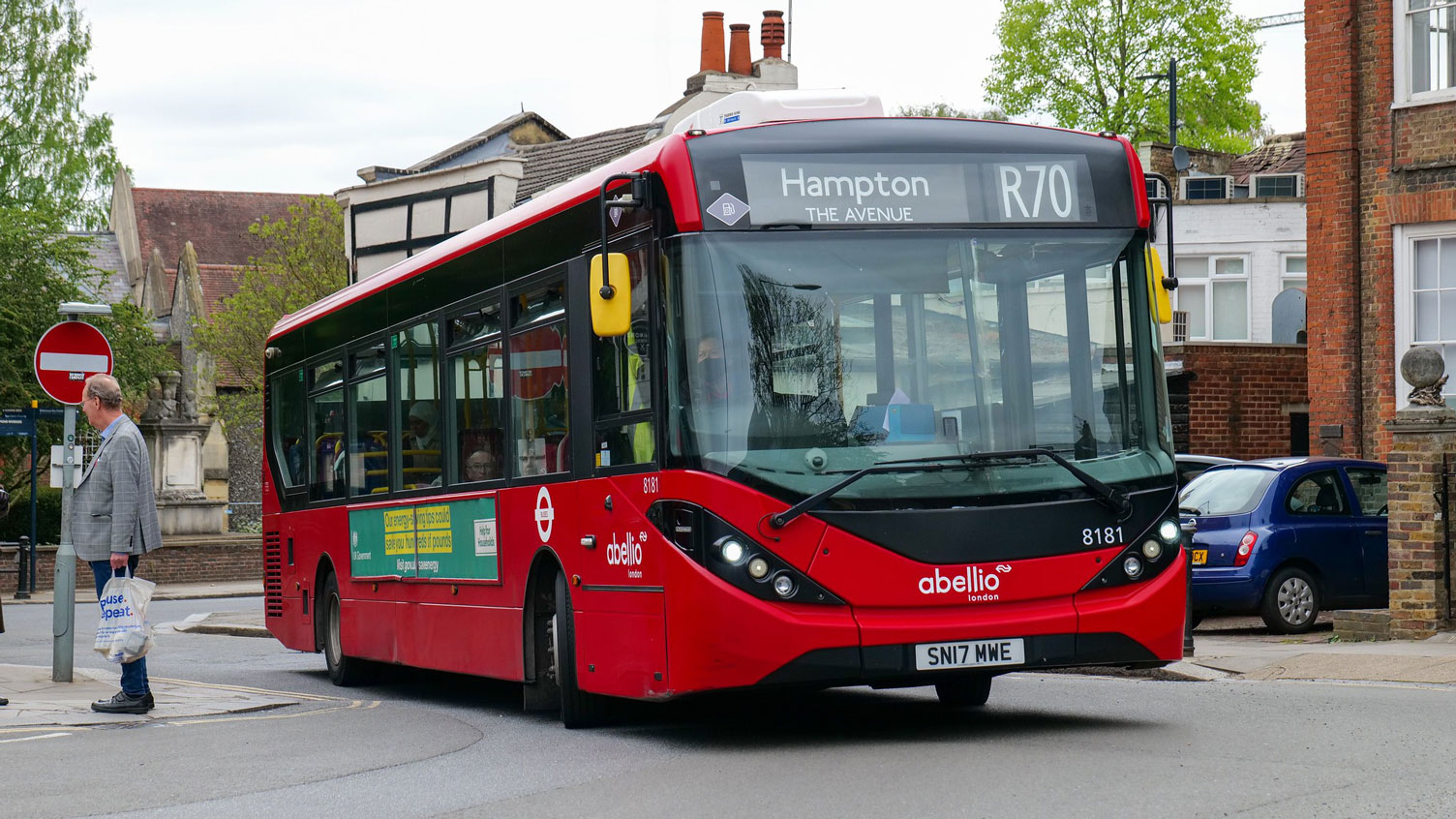 London Bus Route R70