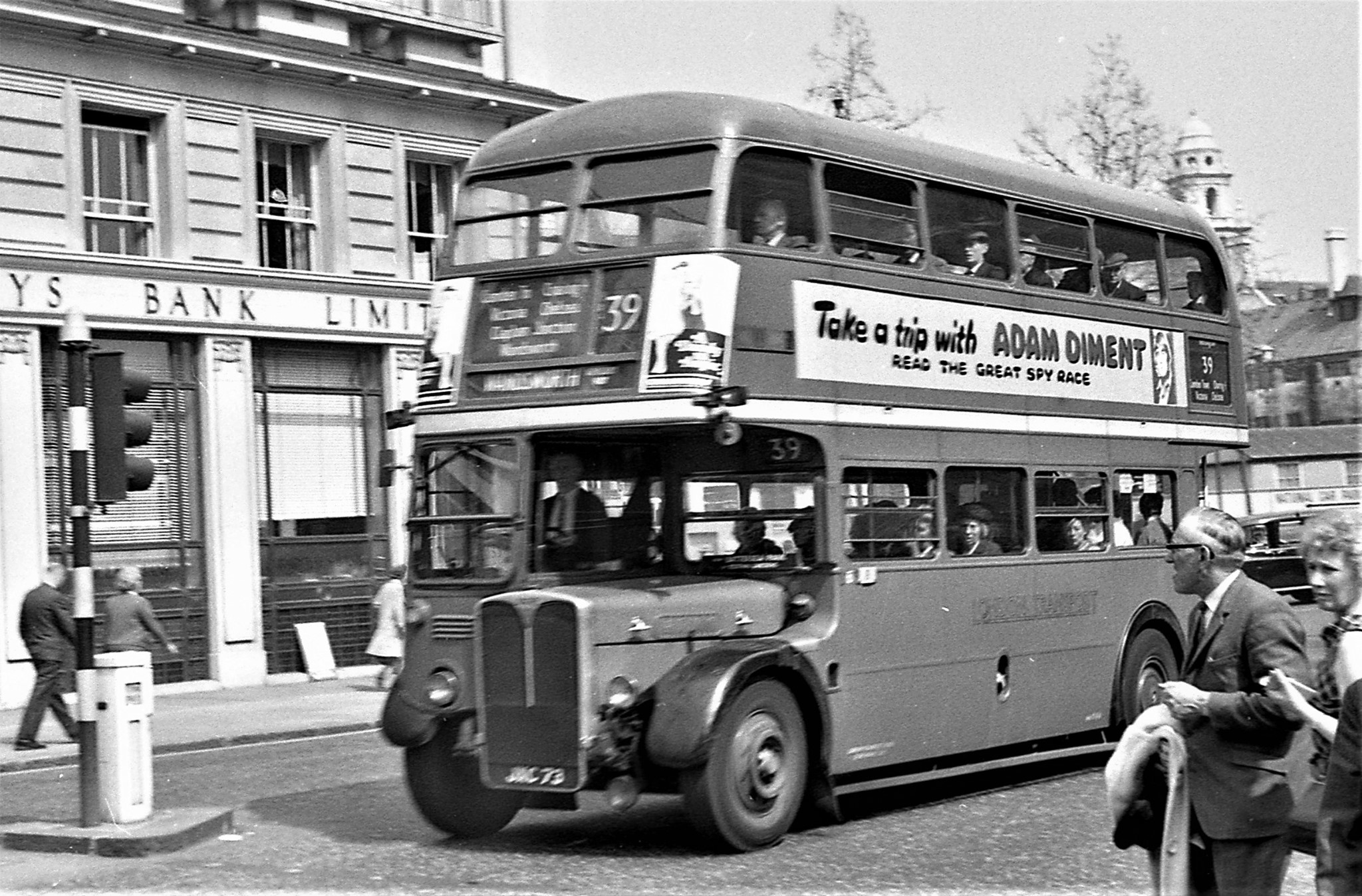 London Bus Route 39