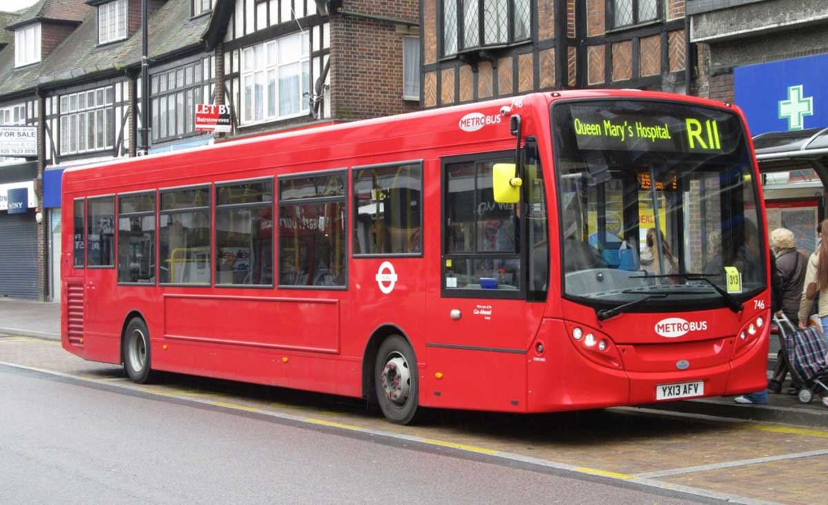 London Bus Route R11