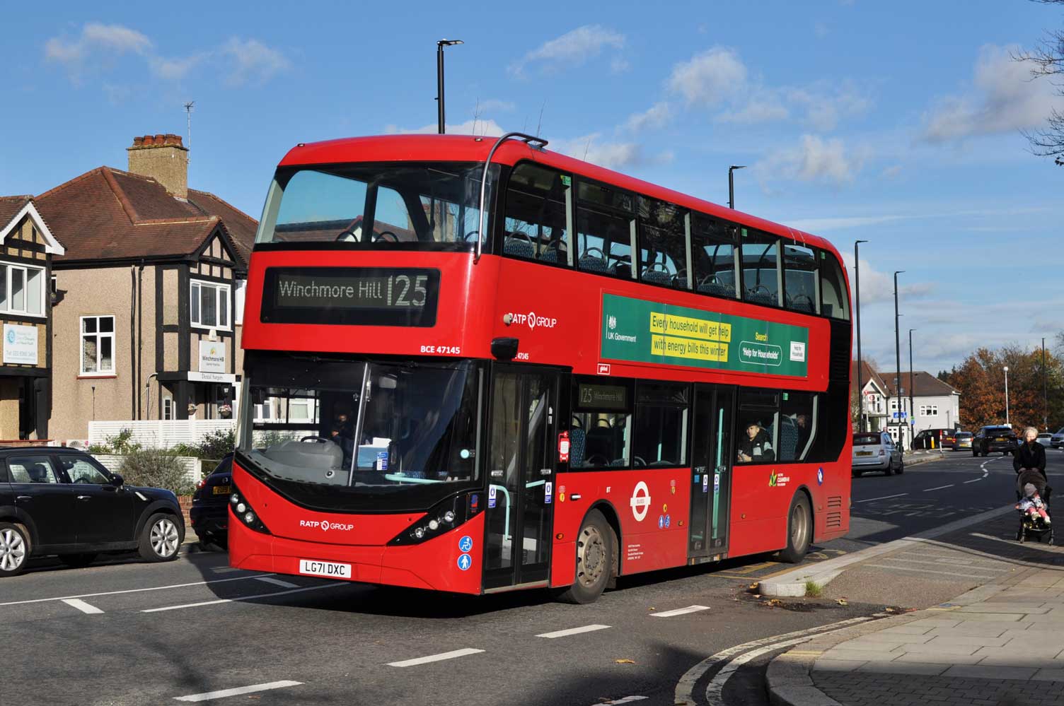 London Bus Route 125
