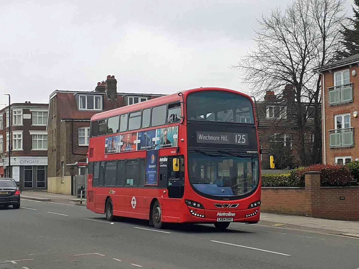 London Bus Route 125