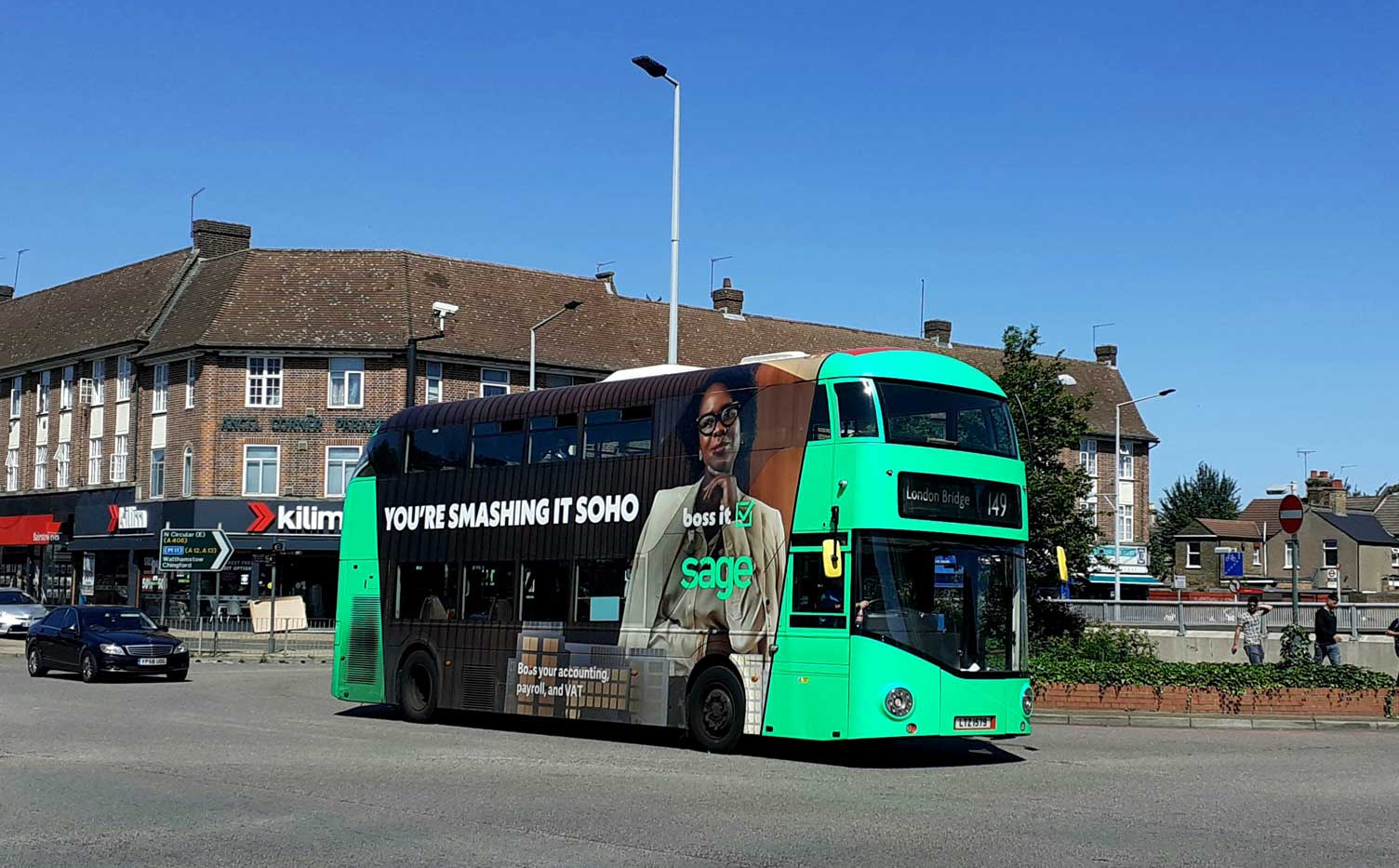 London Bus Route 149 - English Apple Pie Recipe