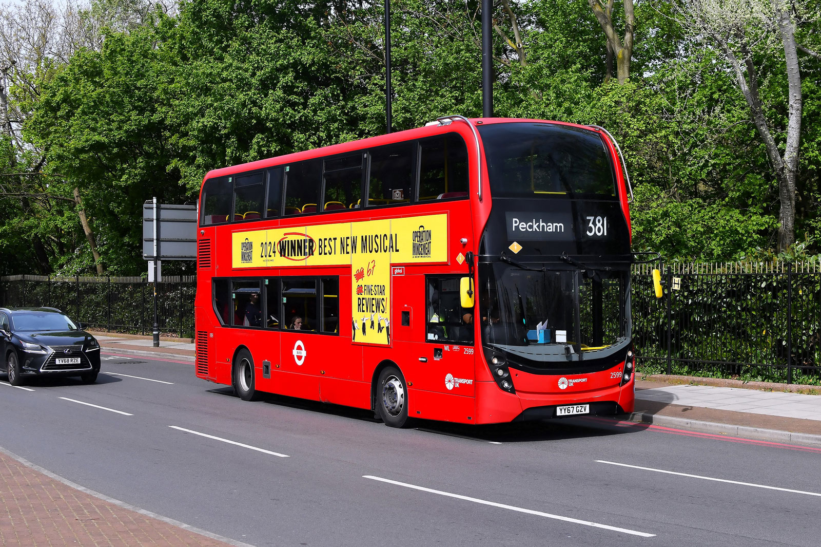 London Bus Route 381