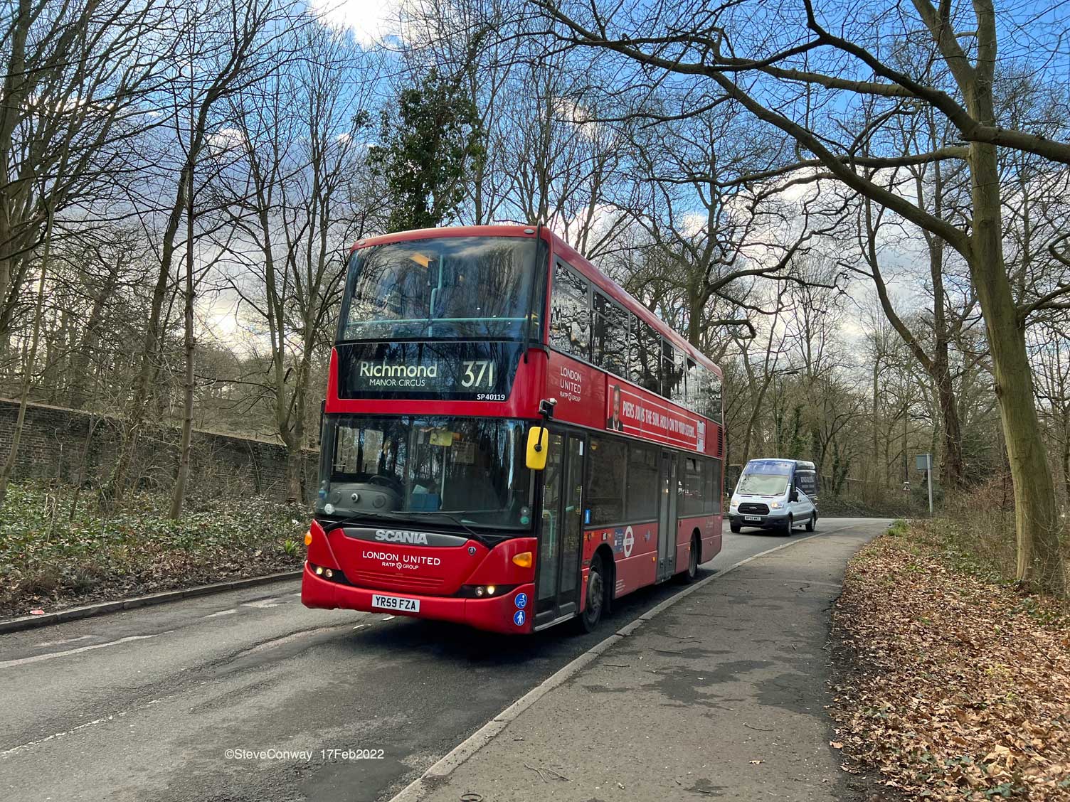 London Bus Route 371