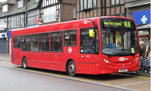 London Bus Route R11